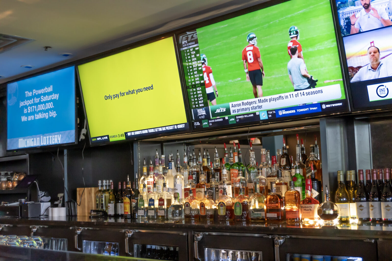 About Corner Pub & Grill: A Canton Favorite